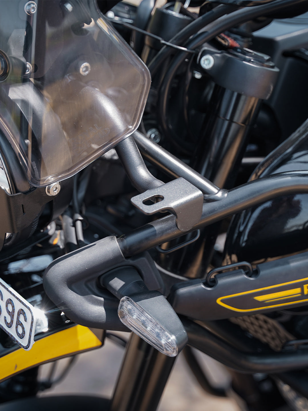 ROYAL ENFIELD HIMALAYAN 450 Fog Light Mount – Bandidos pitstop